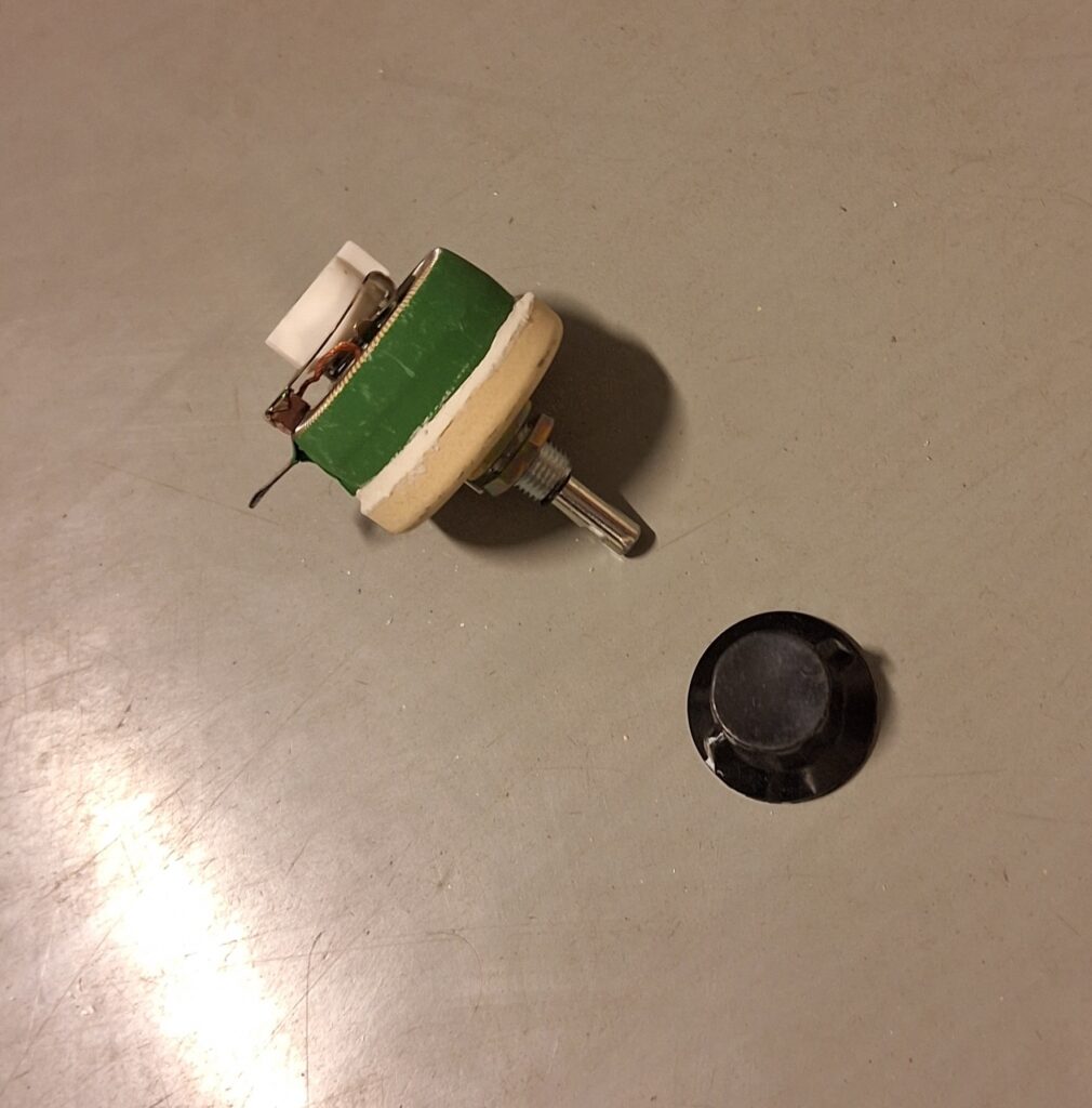 Pyro POTENTIOMETER 100 OHM 24V – MC2K